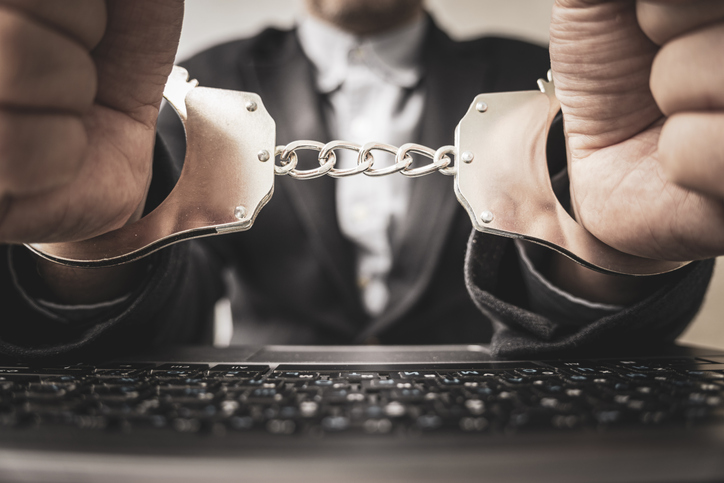 Breaking the Chains: FTC's Ban on Noncompete Agreements - Carey ...